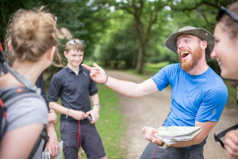Become a DofE Volunteer - The Duke of Edinburgh's Award